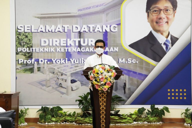 Polteknaker Sambut Direktur Baru Prof. Dr. Yoki Yulizar, M.Sc ...